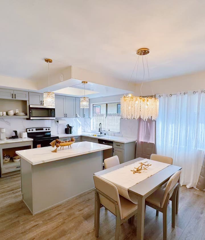 1 Bedroom Luxury Dt Alhambra Free Park No Stair - Alhambra, CA