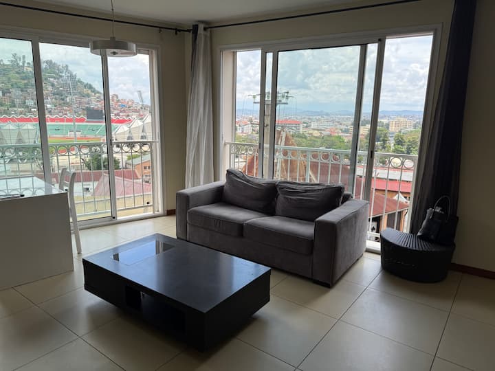 T2 Lumineux, Calme Et Sécurisé - Antananarivo