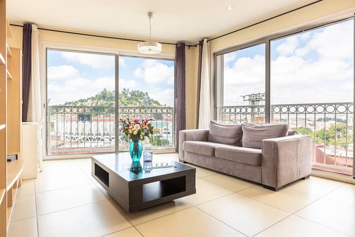 T2 Lumineux, Calme Et Sécurisé - Madagascar