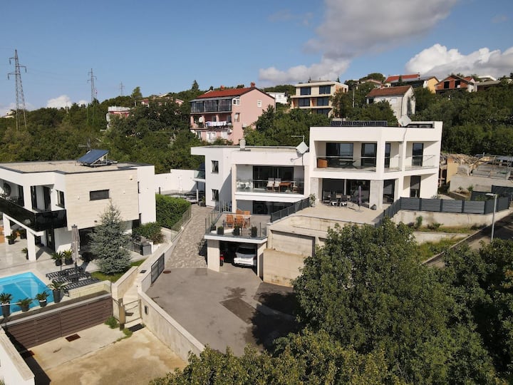 Komfortables Ferienhaus Zur Vollendeten Erholung! - Crikvenica