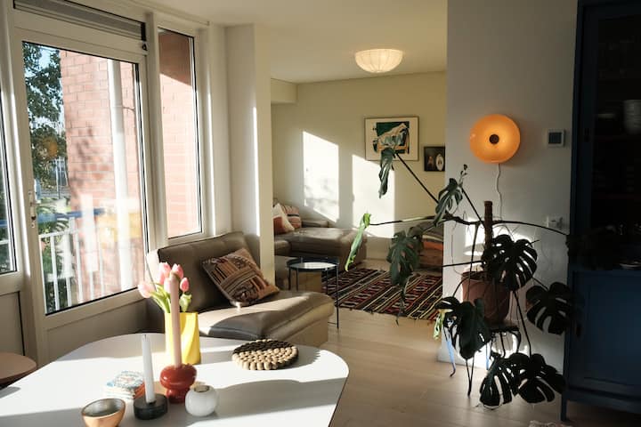 Stylish, Light-filled Apartment In A Peaceful Area - Amsterdam