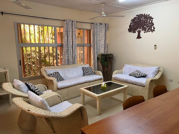 Chambres D'hôtes Sécurisées, Au Calme Face Au Bois - Burkina Faso