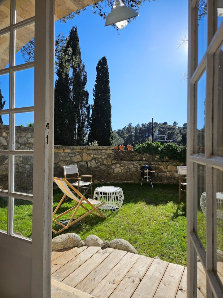 Mazet De La Lune - Nimes