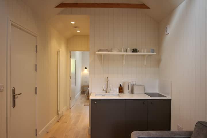 Stylish 1 Bed Annex - Folkestone