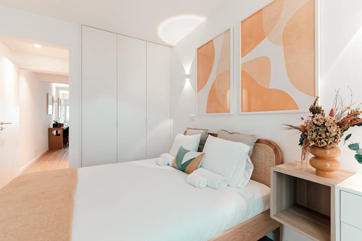 Ajuda Boutique@cozy Apartment With Private Parking - Lisbon