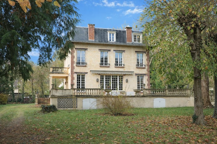 Villa Belle ÉPoque – Piscine Chauffée Dès Mi-avril - Oise