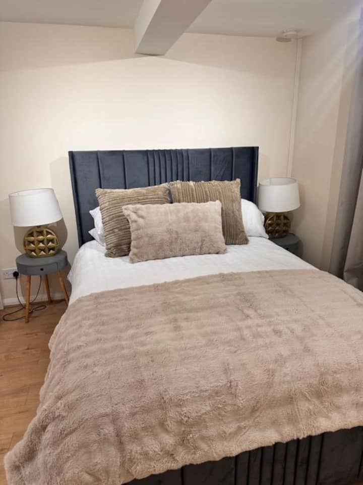 Hope House King Studio - Maidstone