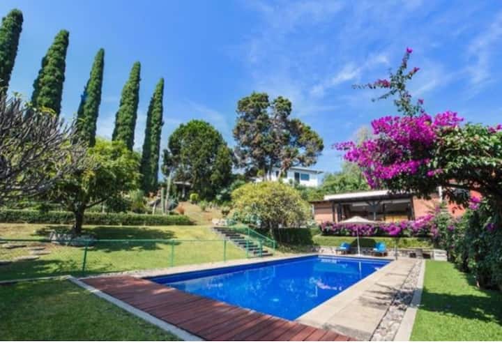 Bauhaus With Big Garden And Pool For 14 Guests - Cuernavaca