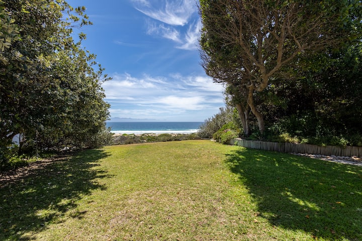 The Beach Cottage - Directly On Robberg Beach - Plettenberg Bay