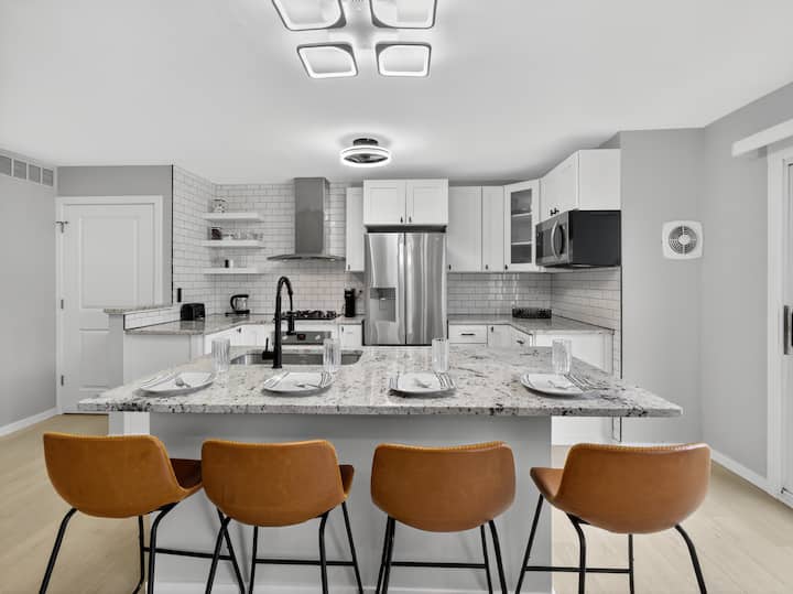 The Dante Residence. Your Home Away From Home. - 紹斯菲爾德