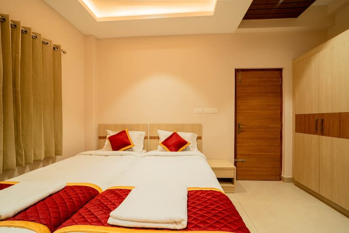 Deluxe Double Bed Room - Thanjavur