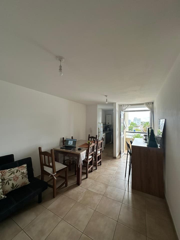 Dpto Exc Ubic; Bares Y Cafés; Cochera Dispo - Río Cuarto