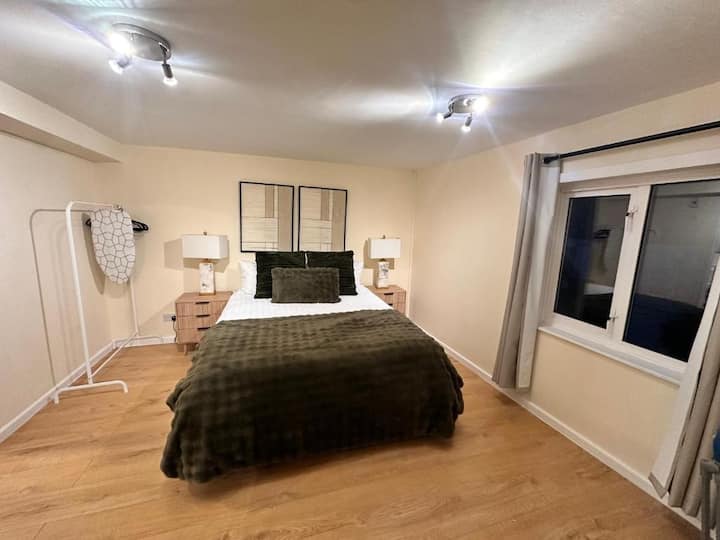 Hope House Olive Room King Studio - Maidstone