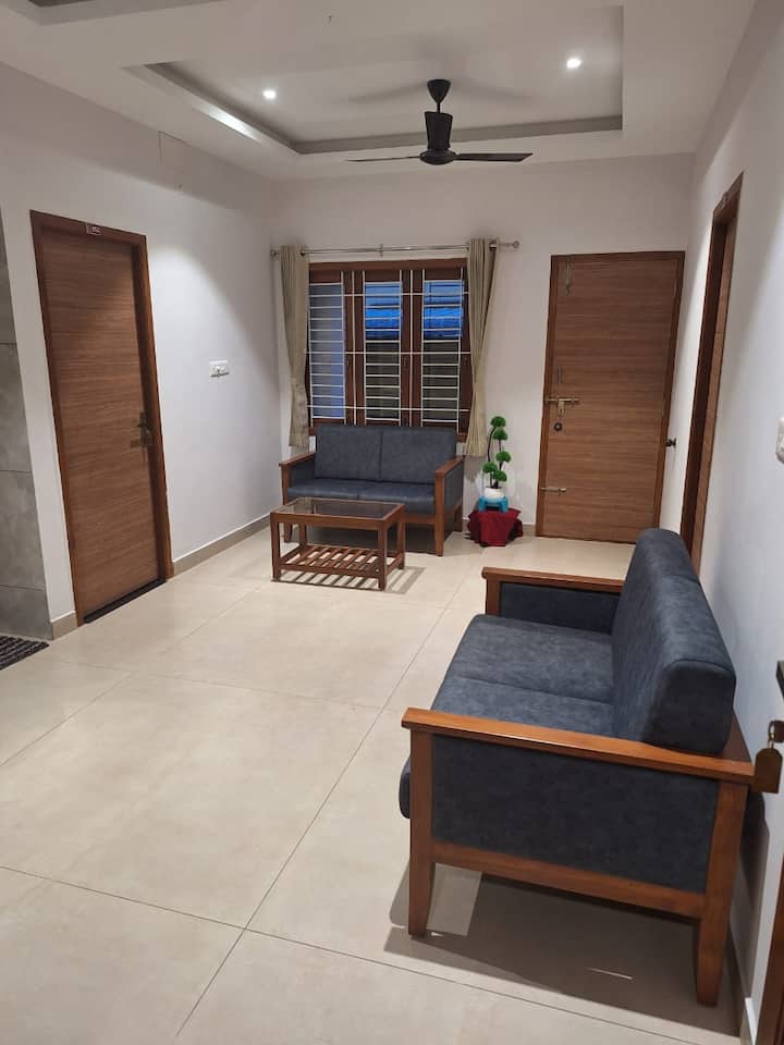 Suite With Hall, Rooms And Balcony Ah-150 - Thanjavur
