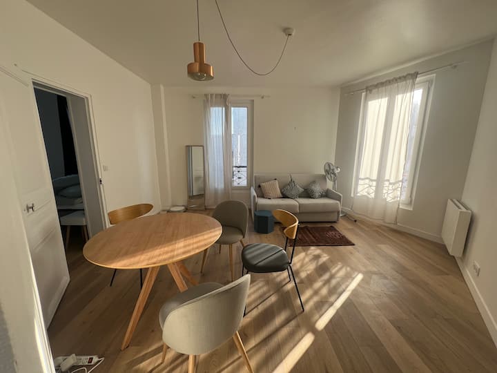 Modern Parisian Apartment Near Montmarte - Stade de France