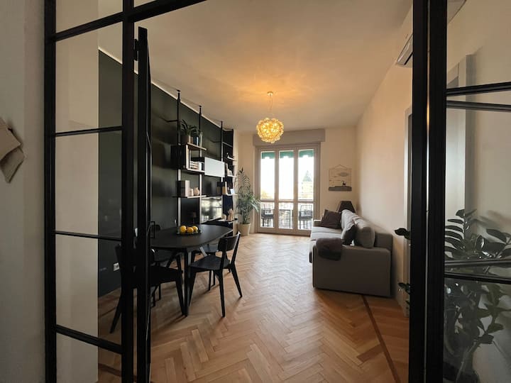 Black Cactus House - Milan