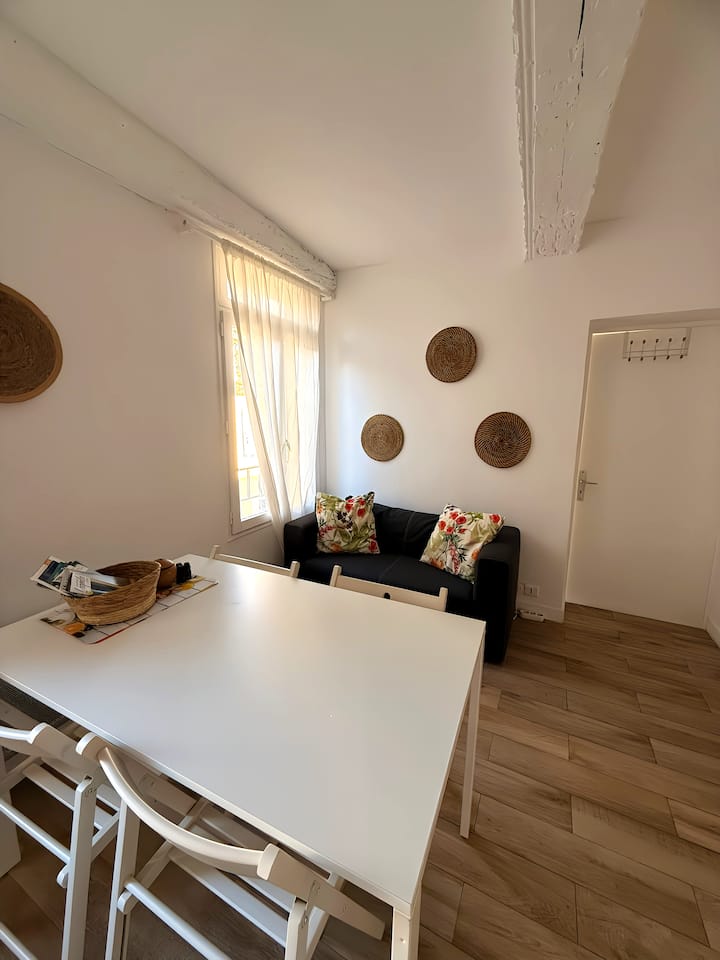 Cocon Plein Centre Historique ~ Chauffée Et Cosy - Aix-en-Provence