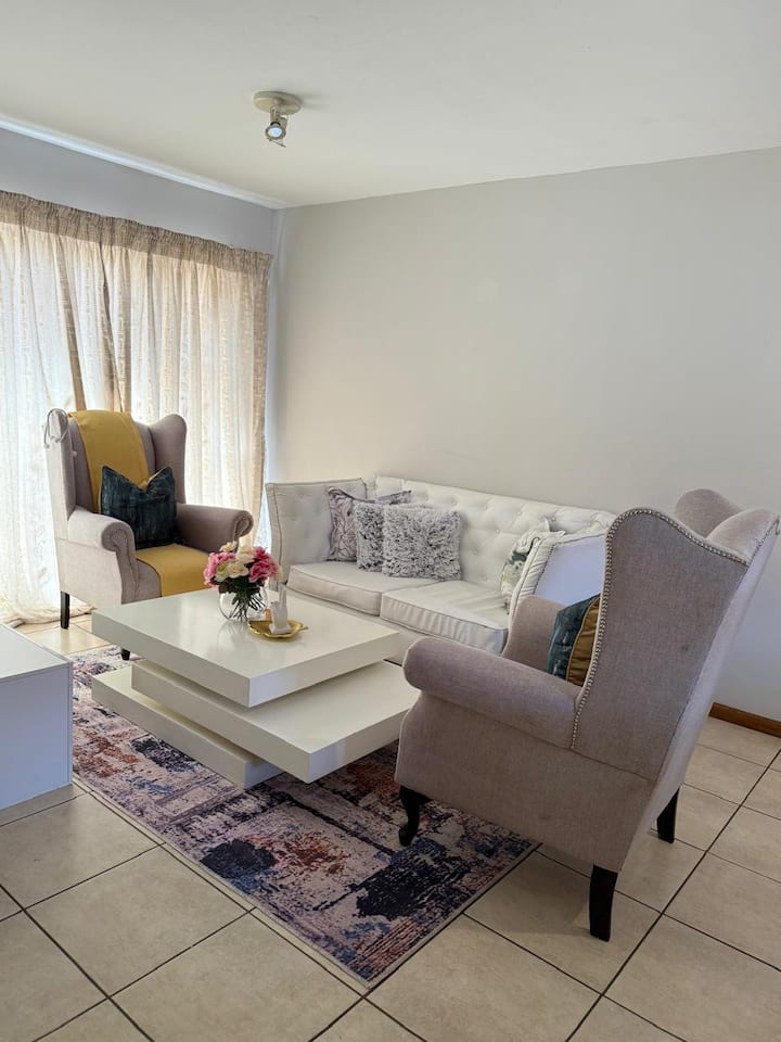 Fully Furnished Apartment In Kloppenheim - Lephalale