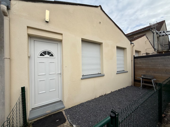 Charmante Petite Maison Proche Métro Aérien Gare - Boissy-Saint-Léger