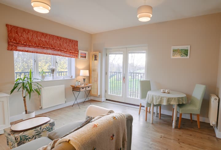 Stylish And Light 2 Bedroom Home In Bristol. - Bristol