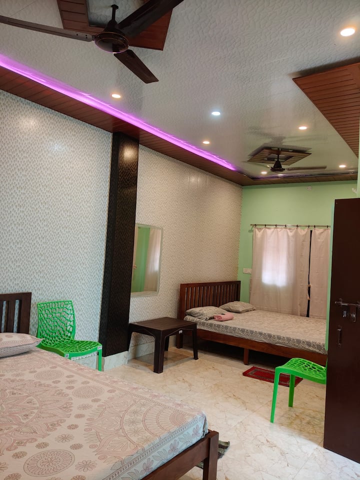 Bedroom: 203 - Varanasi