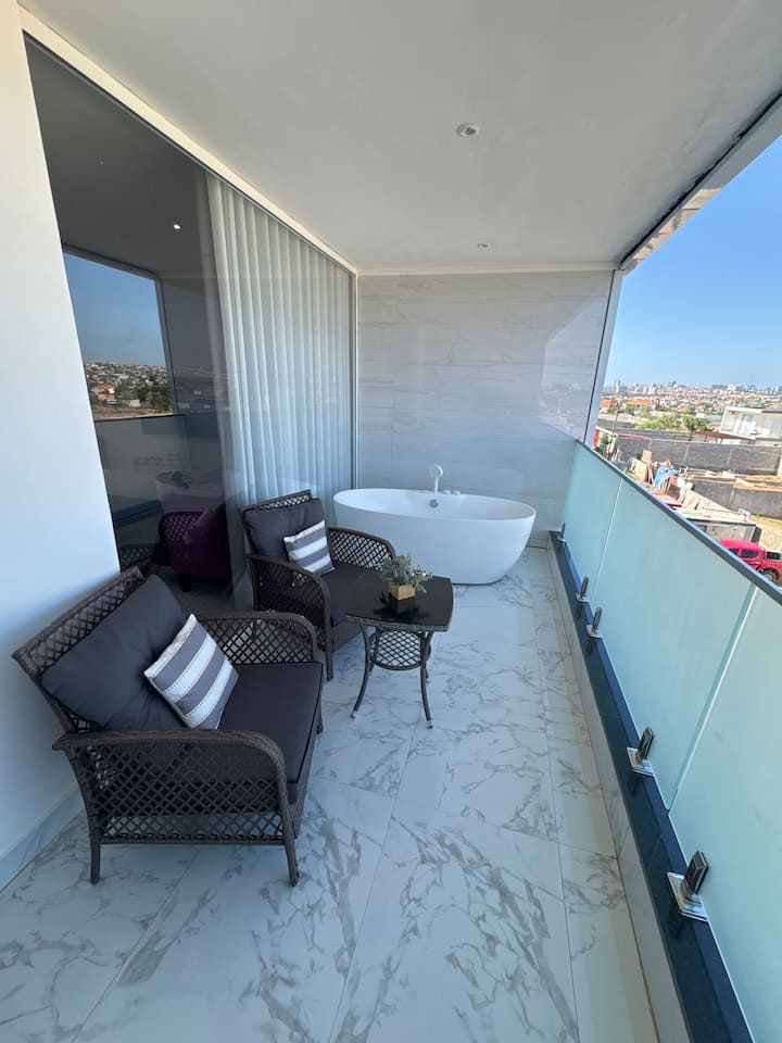 Room View Estúdio Com Sacada E Hidromassagem - Angola
