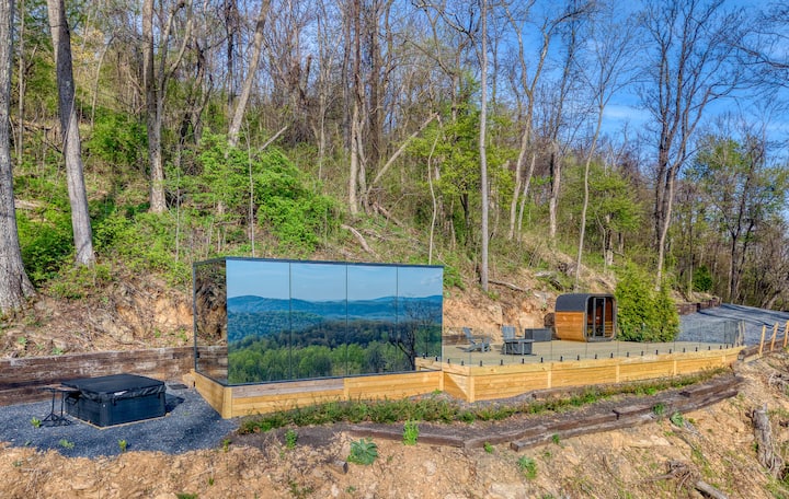 Virginia Mirror Cabin With Hot Tub & Sauna - Virginia