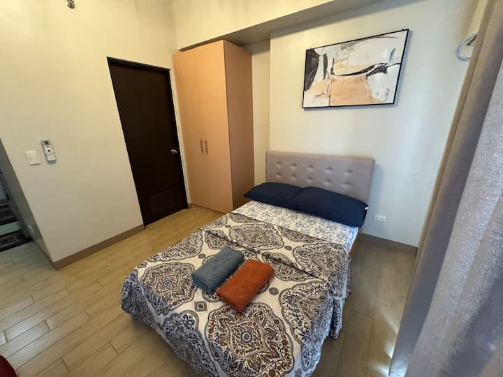 Iloilo Business Park Palladium 4 Fl (1-6 Persons) - Iloilo