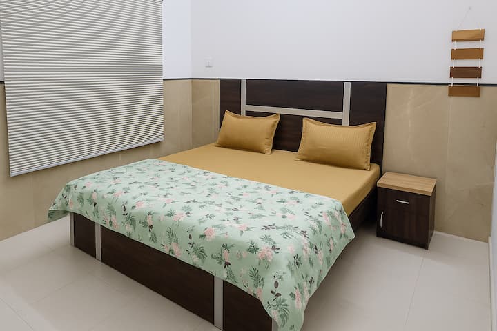 Krishna Dham 3bhk Family Villa, Vrindavan - Vrindavan