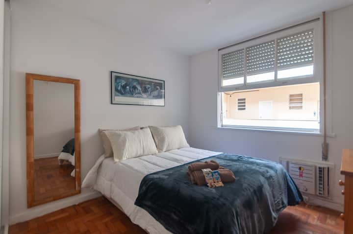 Leme/copa: Lindo Apto - 2 Min A Pé Da Praia! - Brazil