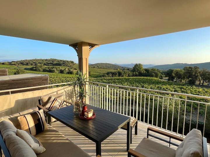 T2 Terrasse Vignes · Plages 5 Min · Parking Privé - La Croix-Valmer