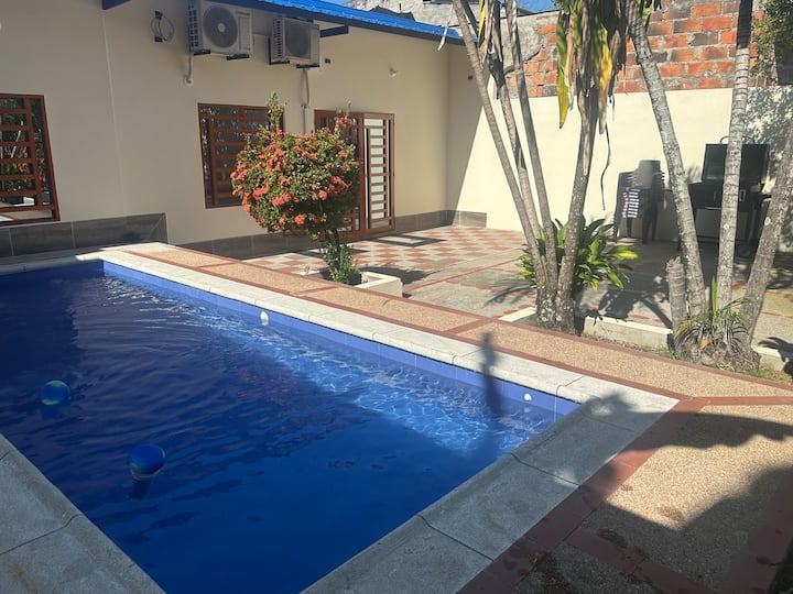 Hermosa Casa Campestre En La Ciudad - La Dorada