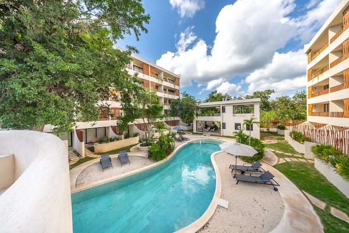Modern 1br W/ Private Jacuzzi | Pool + Balcony - Tulum