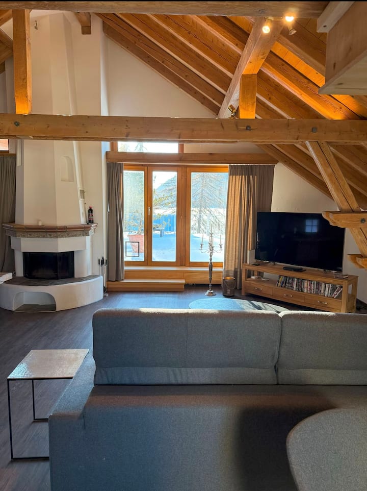 St Moritz Lakeside Penthouse 4-bedroom Apartment - Saint Moritz