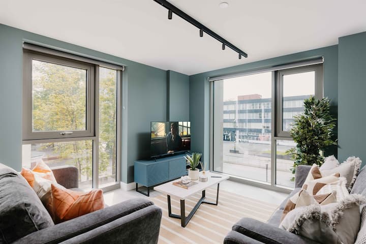 Deluxe Birmingham City Suites - New Build - 버밍엄