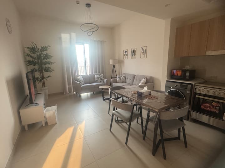1 Bhk Apartment Prime Location Nice Community - Sharjah