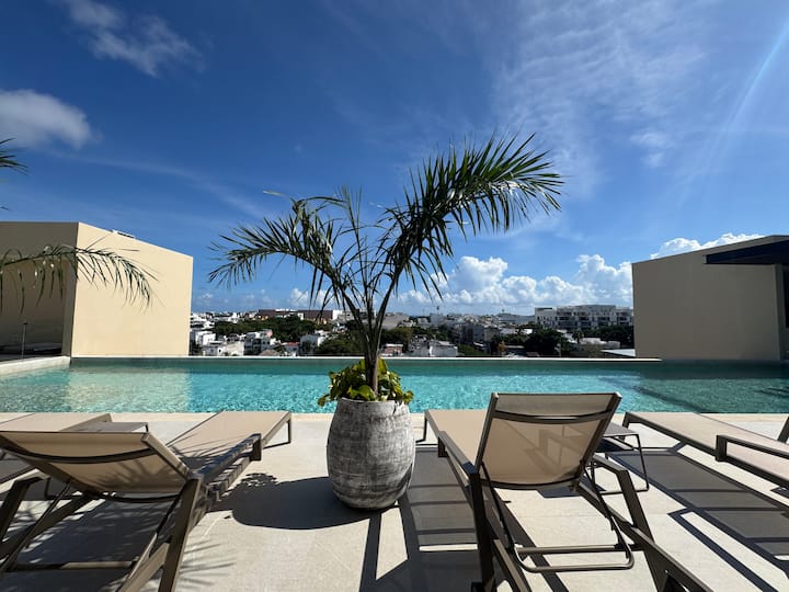 Brand New Location, Rooftop Views, Pool, Gym, Bbq - Playa del Carmen