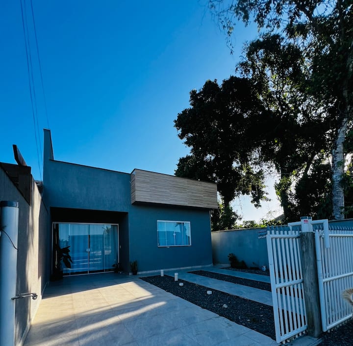 Casa Perto Da Praia – Pronta Para O Verão! - Itapoá