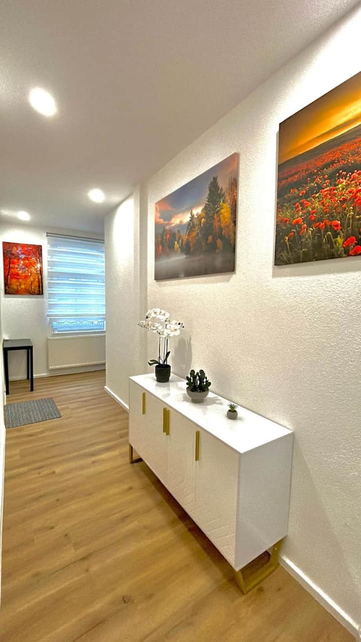 Twin Room With | 2 Single Beds & Desk 12 - Wuppertal