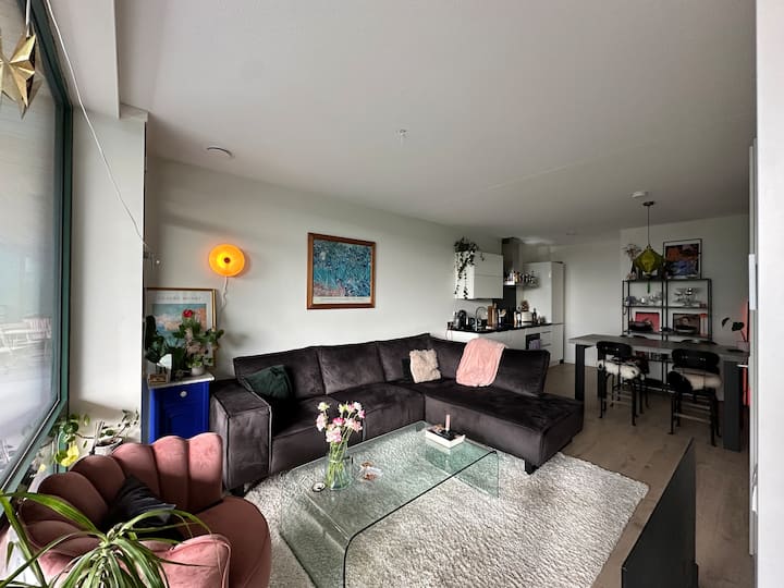 Modern En Rustig Appartement In Amsterdam-west - Amsterdam