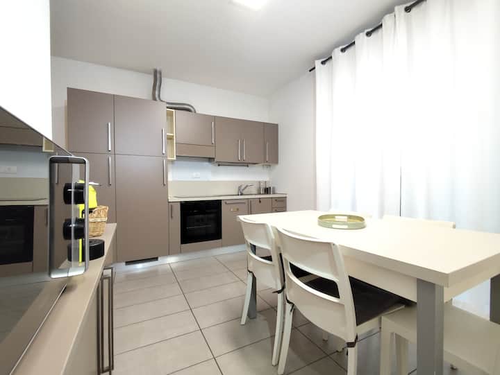 Casa Raffy • City Ctr. 5' •Train Stn. 3' •Hosp. 4' - Siena