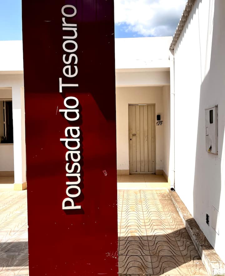 Quarto Individual Com Banheiro - Salinas