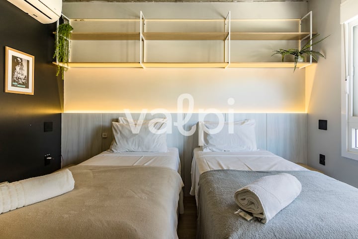 Studio Duplo Solteiro Ou King C/ Vaga - Nb0311v001 - Porto Alegre