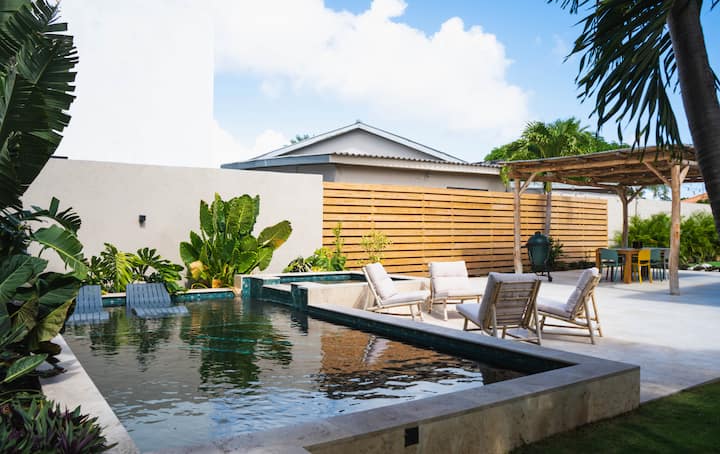 Luxe Villa | Zwembad |Jacuzzi| Toplocatie - Curaçao