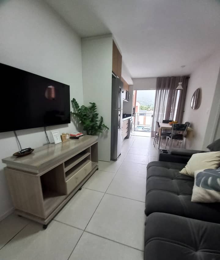 Apto Com Piscina Em Porto Belo Perto Da Praia. - Pôrto Belo