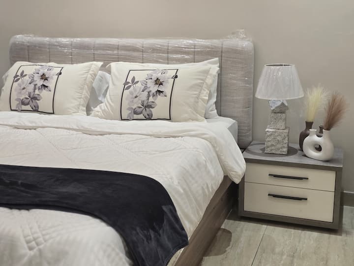 Elegant 2bhk Luxury Residence - Muscat