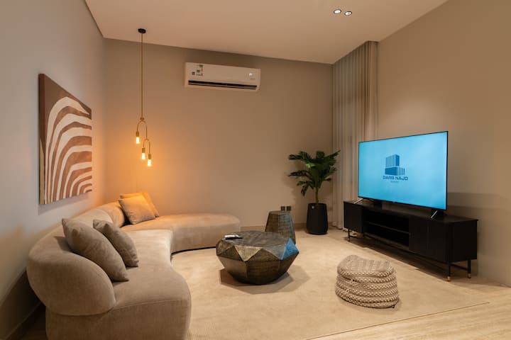 Luxury 3br Apt With Outdoor Area | Self Check-in - Riyadh