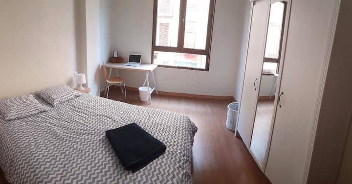 Amplio Apartamento Para 8 Personas - Torrent