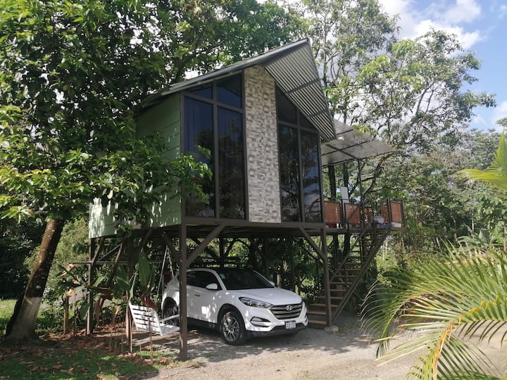 Quiet & Modern Villa Between Avocado Trees - La Fortuna