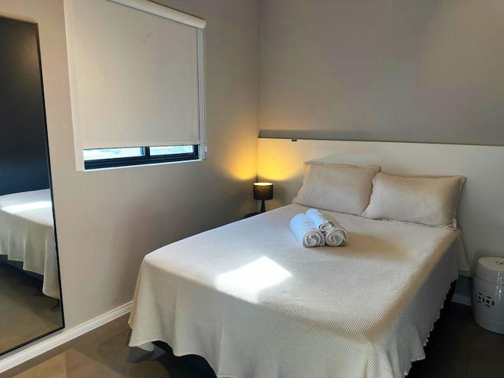 Apto Executivo Bem Localizado Em Joinville Mor401 - Joinville